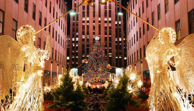The Complete History of the Rockefeller Center Christmas Tree